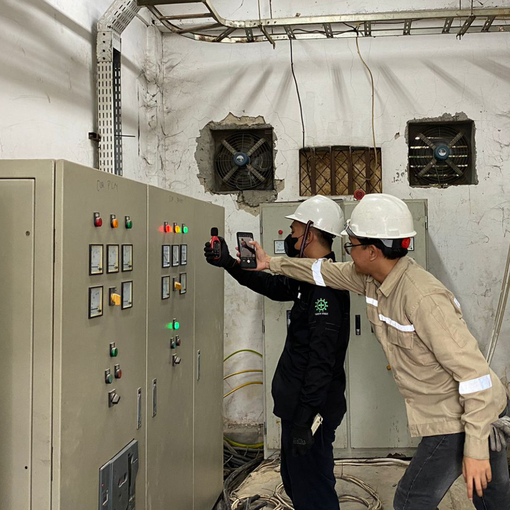 Instalasi Trafo dan Panel Listrik